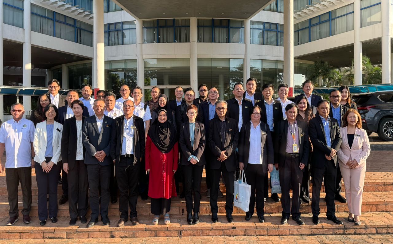 Ministry of Public Health, Housing and Local Government